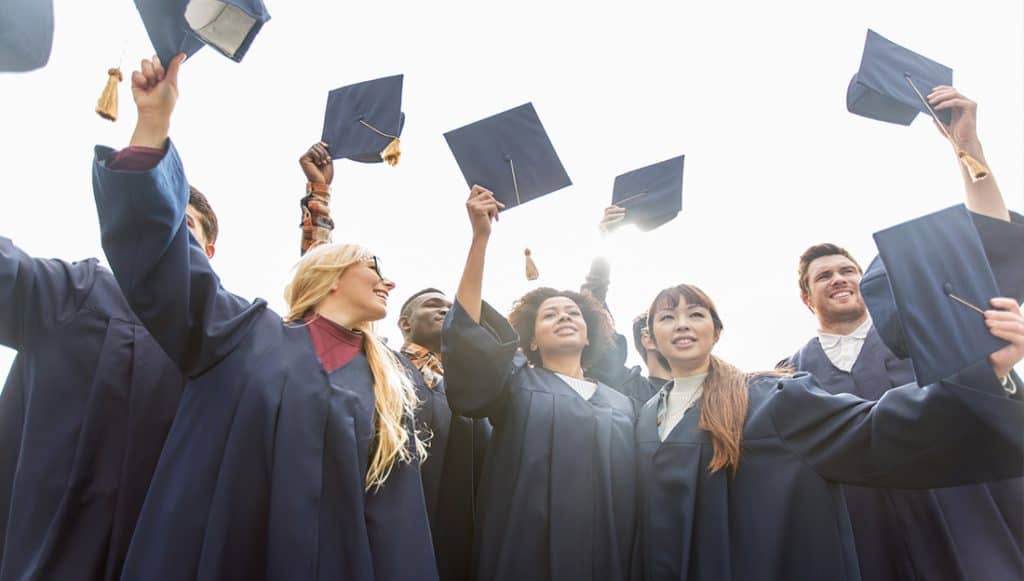 How to Use Alumnus, Alumna, Alumni and Alumnae and Not Sound Like a ...