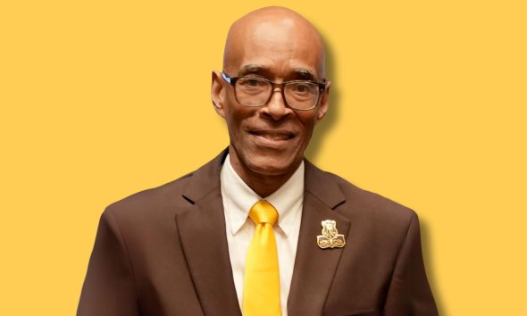 Bill Clinton Explains Why He Is A Proud Member Of Phi Beta Sigma ...